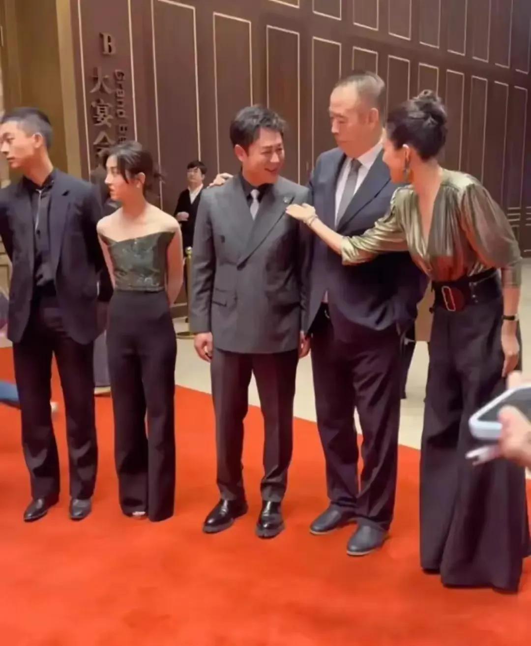 Zhang Zifeng has to admit that he has become a "replica of Zhou Dongyu ...
