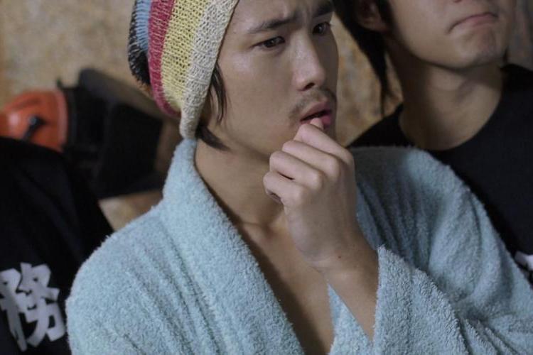 In film and television works, how should marginal characters who are ...