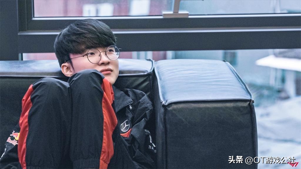 Faker still couldn't bear it anymore, and announced that the broadcast ...