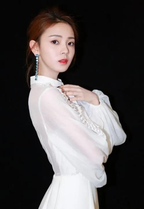 Wild and unruly, charming and hardworking, her name is Chen Yao! - iMedia