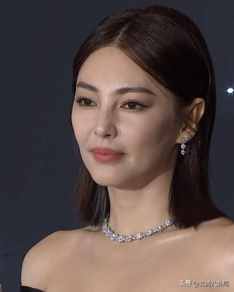 New year's red carpet birth chart!Zhang Yuqi's roots widen, Yuan Yawei ...