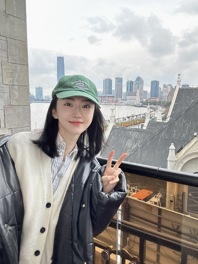 Jing Tian once said that Si Teng redeemed herself in the gray world ...