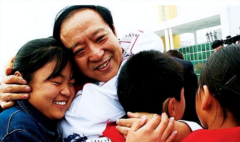 Niu Qun: He once abandoned Feng Gong to become an official, but his ...