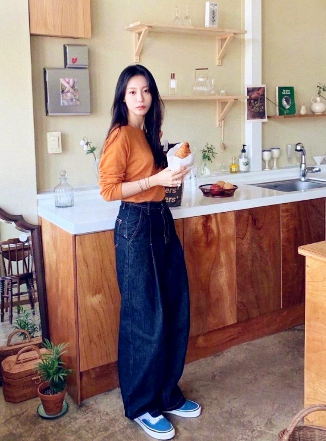 The collocation of Korean bloggers is loose, lazy and tall, suitable ...