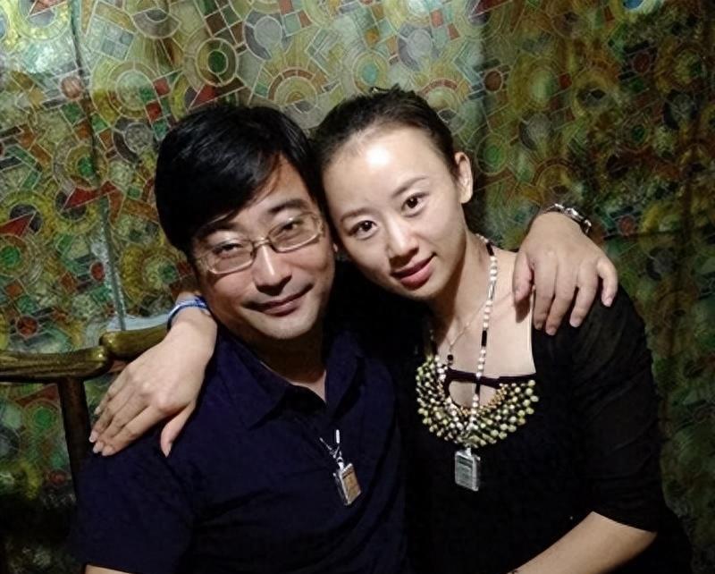 Beautiful host Ji Yingnan: She was kept by a department official and spent 10 million in four ...