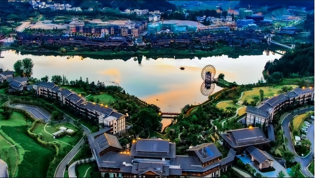 Danzhai Wanda Town "in the name of love", walks with you in the "sea of ...