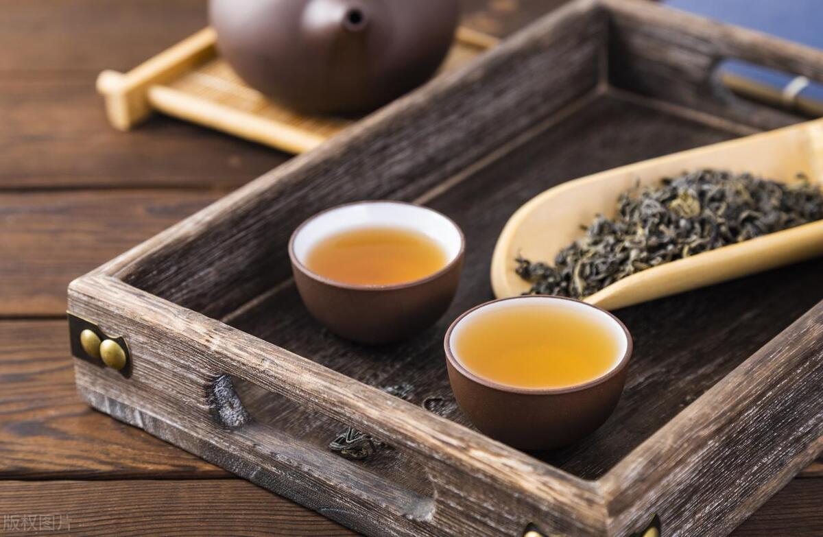 Caigen Tan: Those who live in morality will be lonely for a while; those who are in power will ...