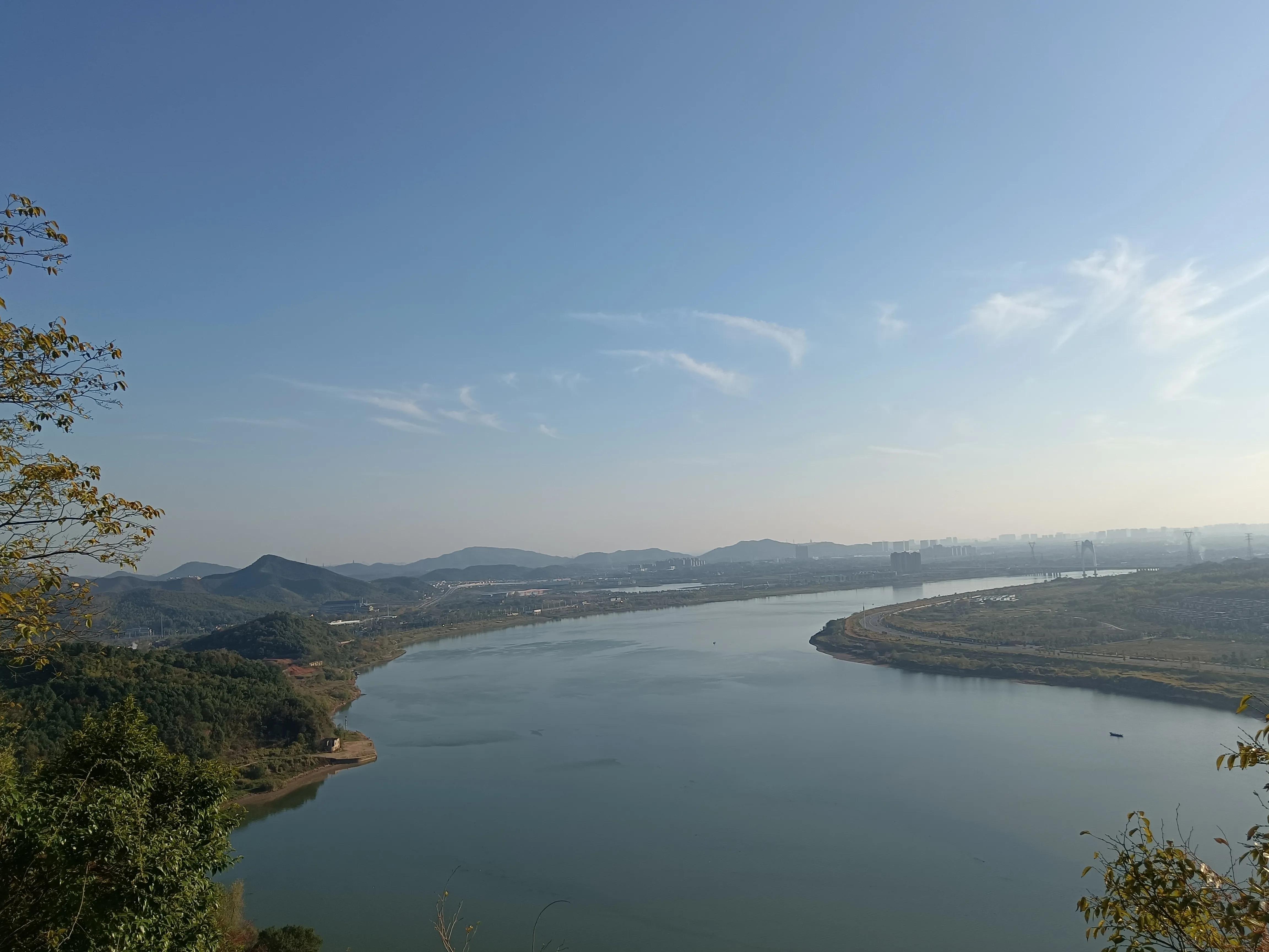 Spring outing: Zhaoshan Temple in Xiangtan - iNEWS