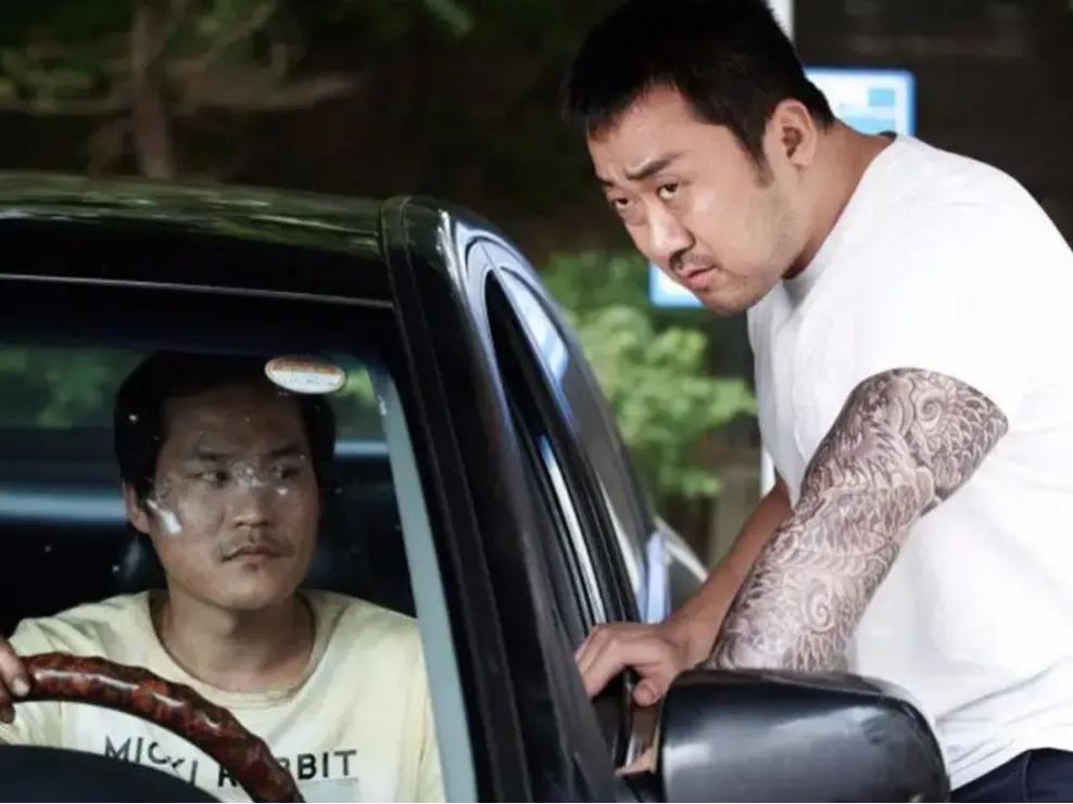 Watching the self-defense system activated through the hit drama "The ...