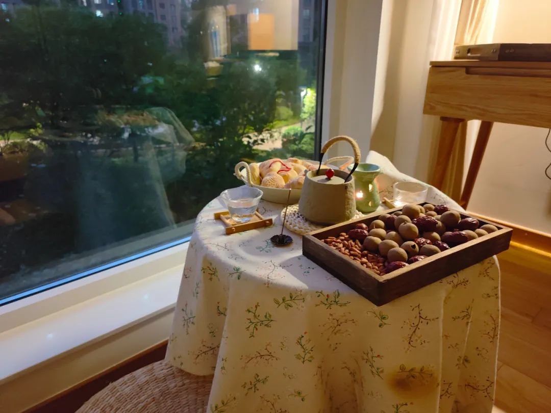 On the Qixi Festival, one fruit and one soup are to be eaten, hoping ...