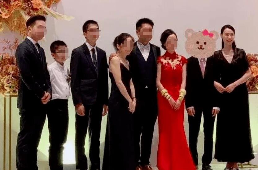 Li Ka-shing's grandson and Li Zekai's eldest son's recent photos were ...