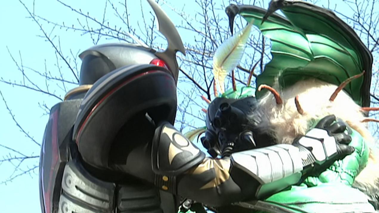 Kamen Rider Sword: Moth undead beast arrogantly challenged "Kalis", the ...