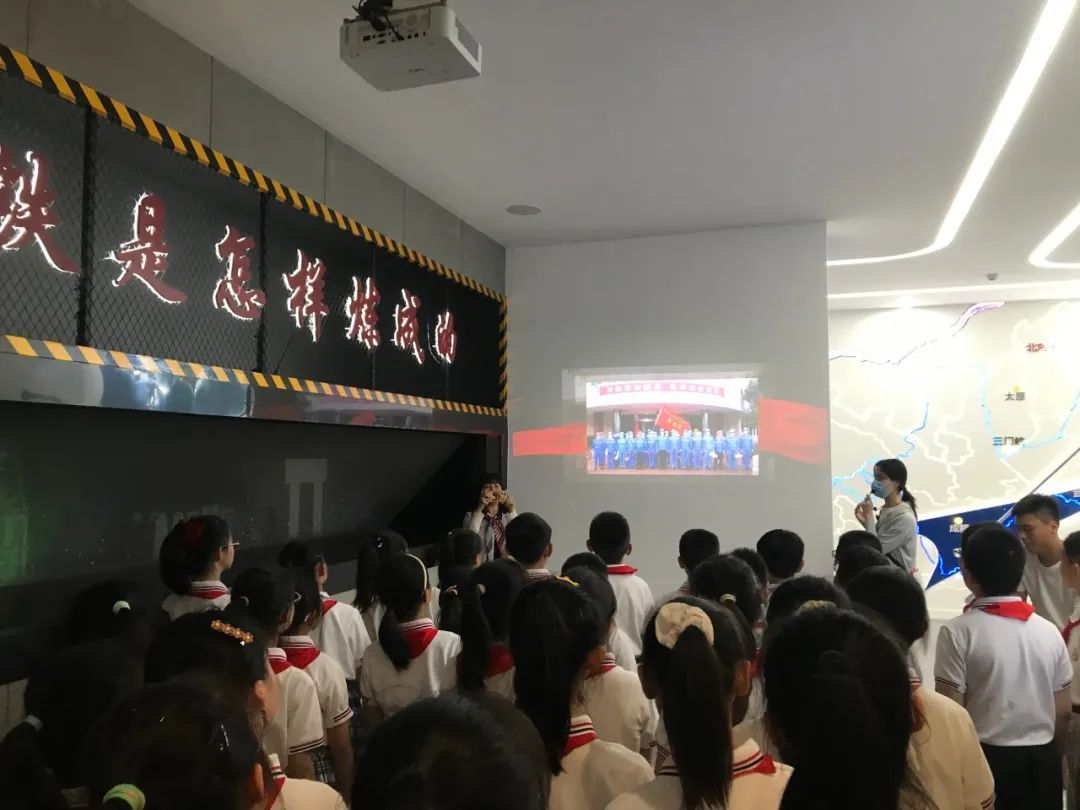 "Red Science Popularization Every Day" activity entered Wuhan Iron and ...