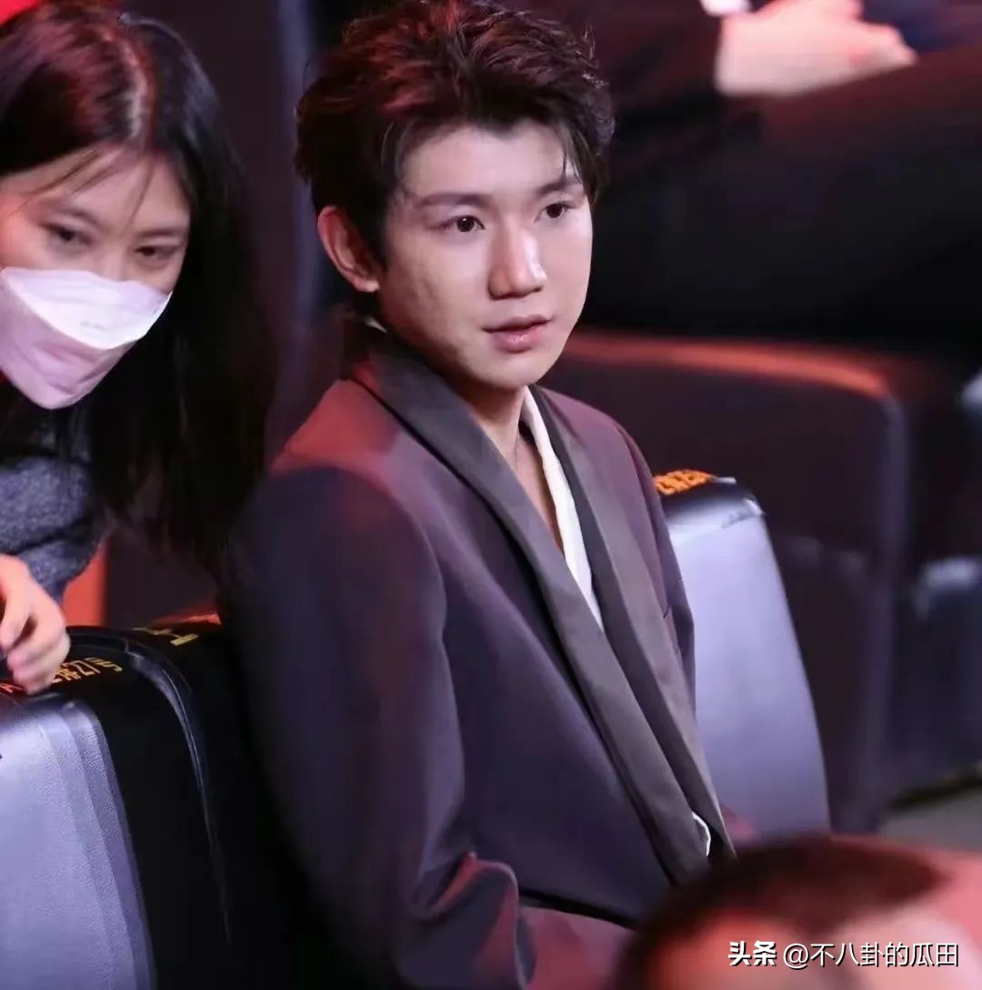 The face is rugged, 50-50, the star has left intensive training, and ...