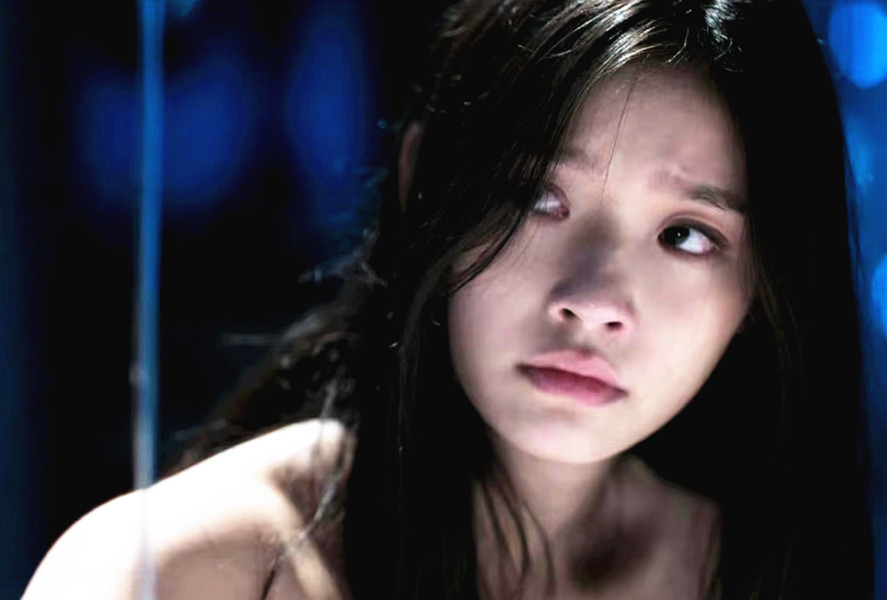 "Scumbag" Liu Yijun was surrounded by five women this time - iNEWS