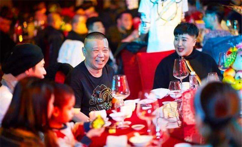 Cao Yunjin made a big noise at Guo Degang's birthday banquet, but he ...