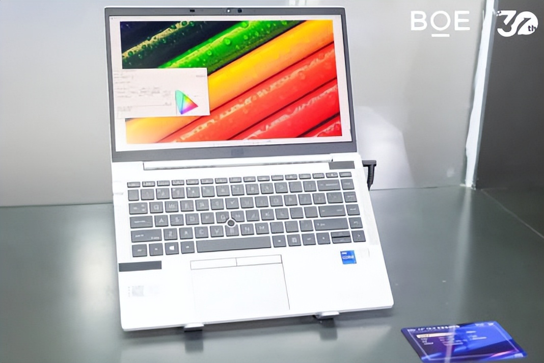 BOE demonstrates the latest display technology, sets a benchmark, and ...