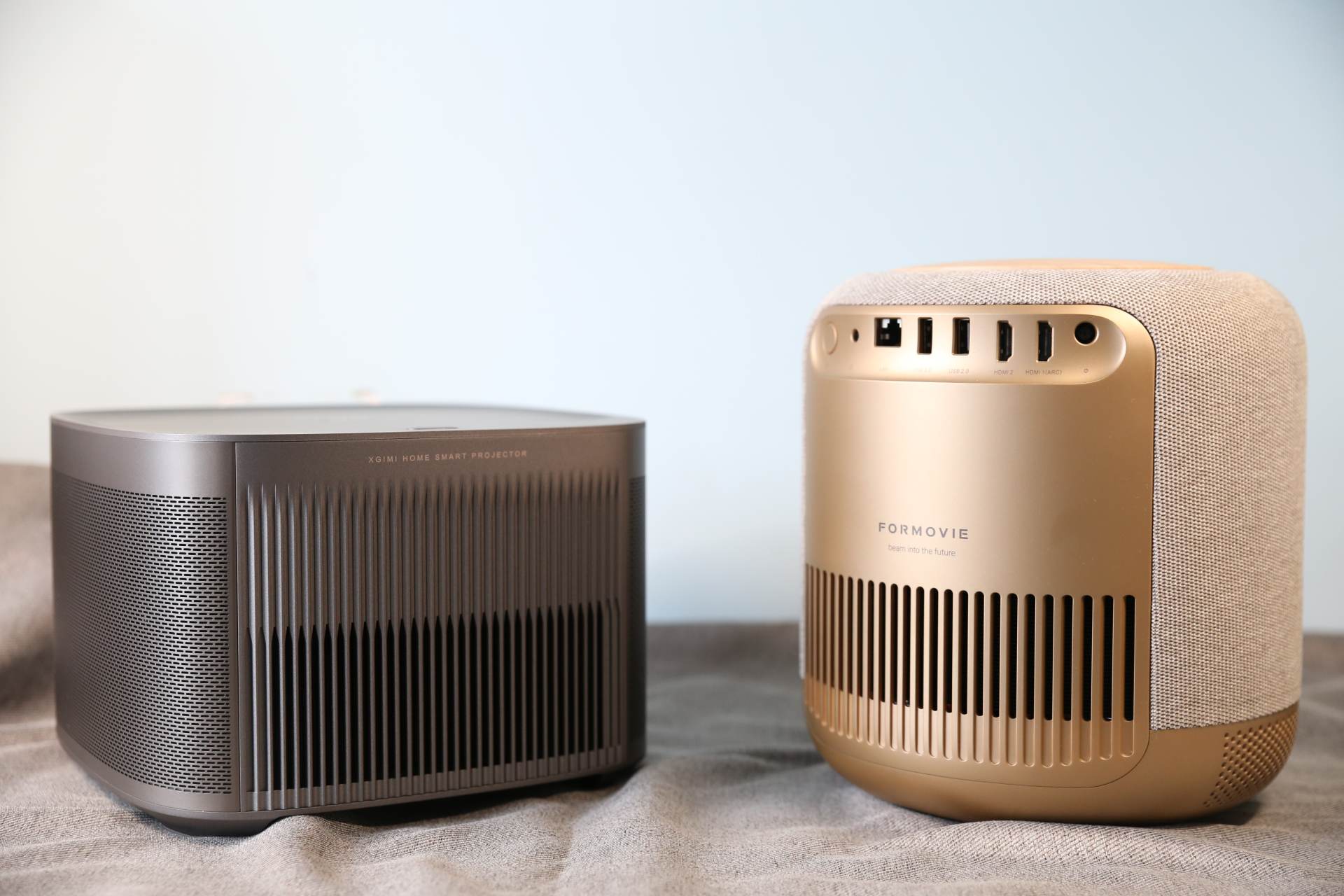 6000 Price Flagship Smart Projector Peak Showdown: Fengmi V10 VS XGIMI H5 Who Will Compete Look ...