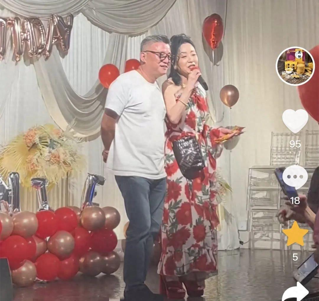 "Huang Rong" Wei Qiuhua turns out to be a star-studded 65th birthday ...