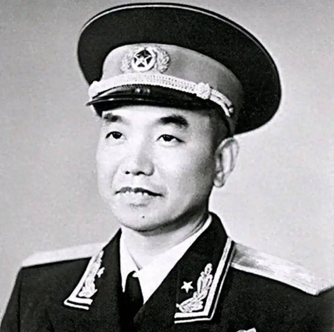 When the military ranks were awarded in 1955, why was Xu Guangda able ...