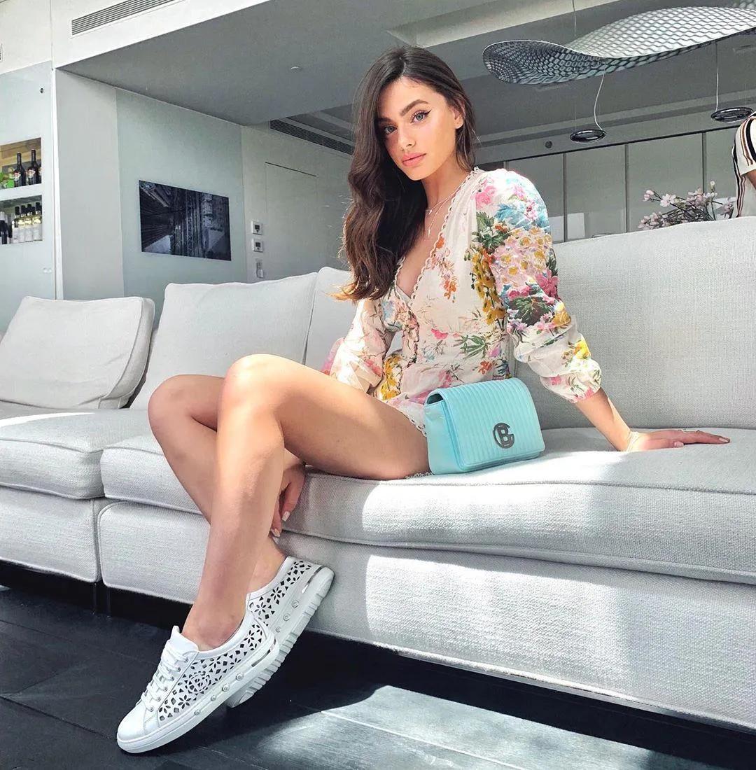 Israeli supermodel Yar Shelbia - iNEWS