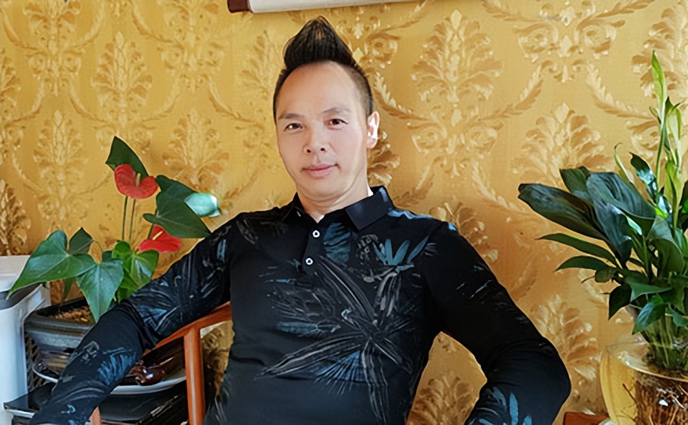 Singer Lu Chaoyang's original song "Magic Zhaotong" is online - iMedia