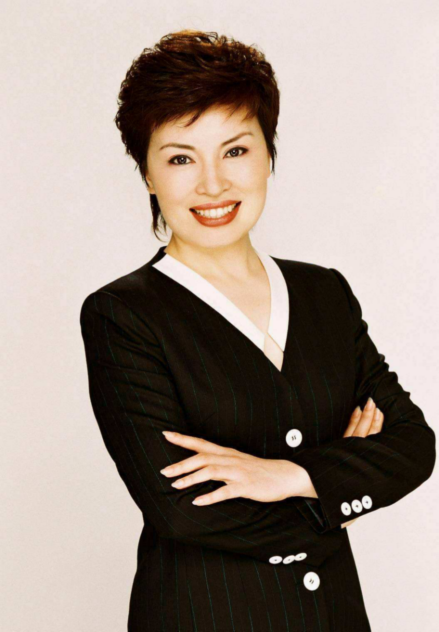 Li Ruiying: Worked at CCTV for 28 years with 0 mistakes, but caused ...