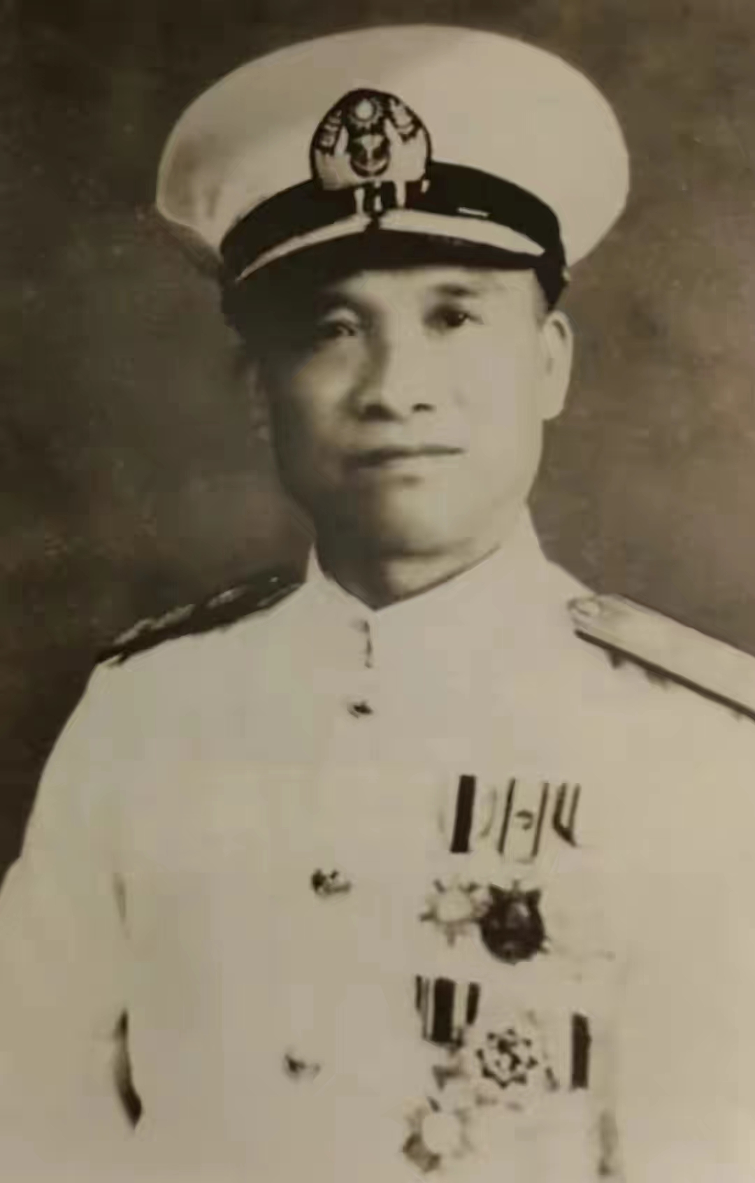 Chen Cheng: He committed suicide by refusing to have the same room with ...