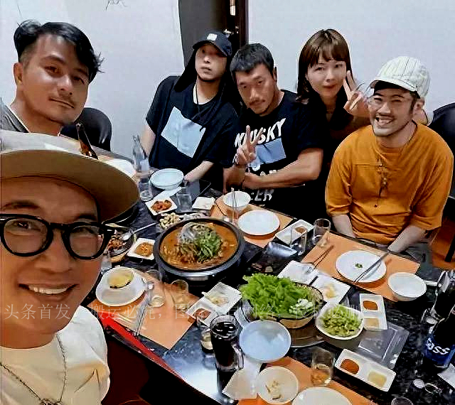 Abandoning the paralyzed Big S and returning to China, he reunited with ...