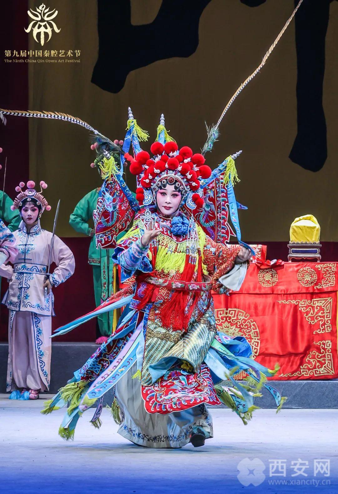 "Mu Guiying's Great Destruction of Hongzhou" was staged brilliantly at ...