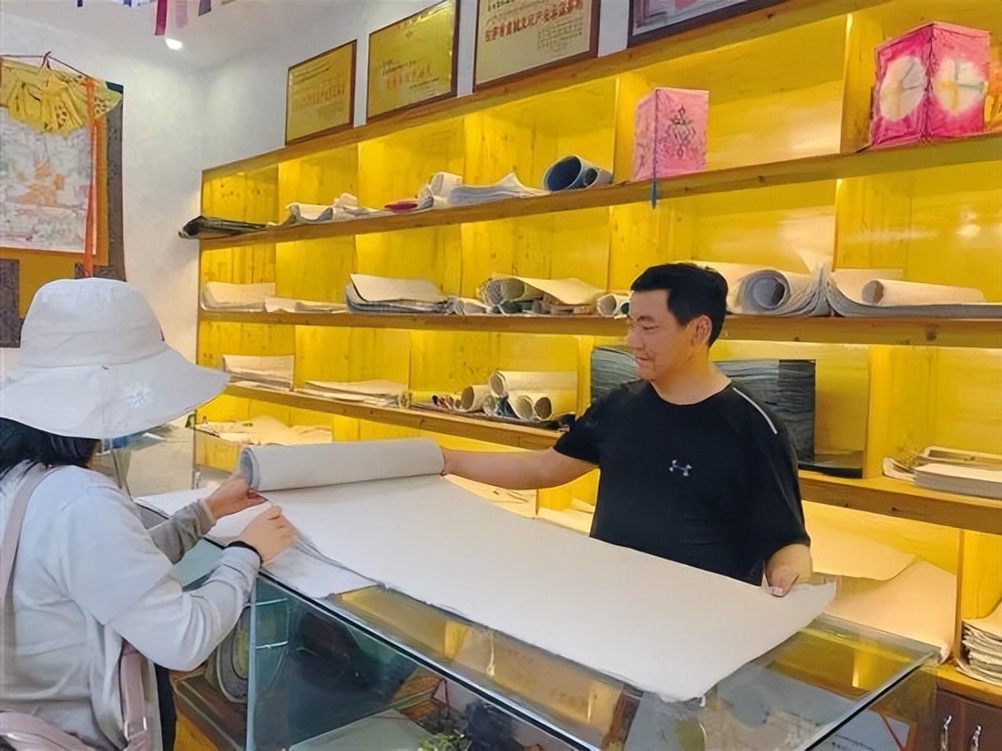 Shiela Tibetan Paper Family: The Dream of Three Generations - iNEWS
