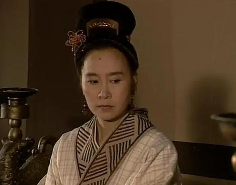 It is said that the opening six words of "Zuo Zhuan" are extremely ...