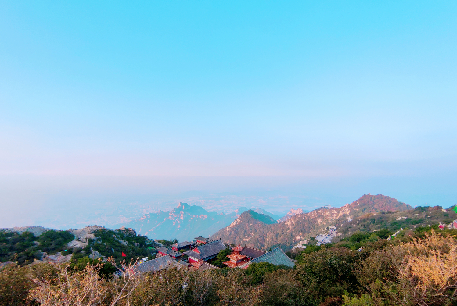 The two famous mountains that have competed for a hundred years, who is ...
