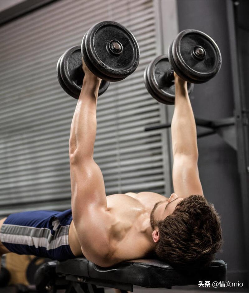 Carve perfect chest muscles, three effective training methods to share ...