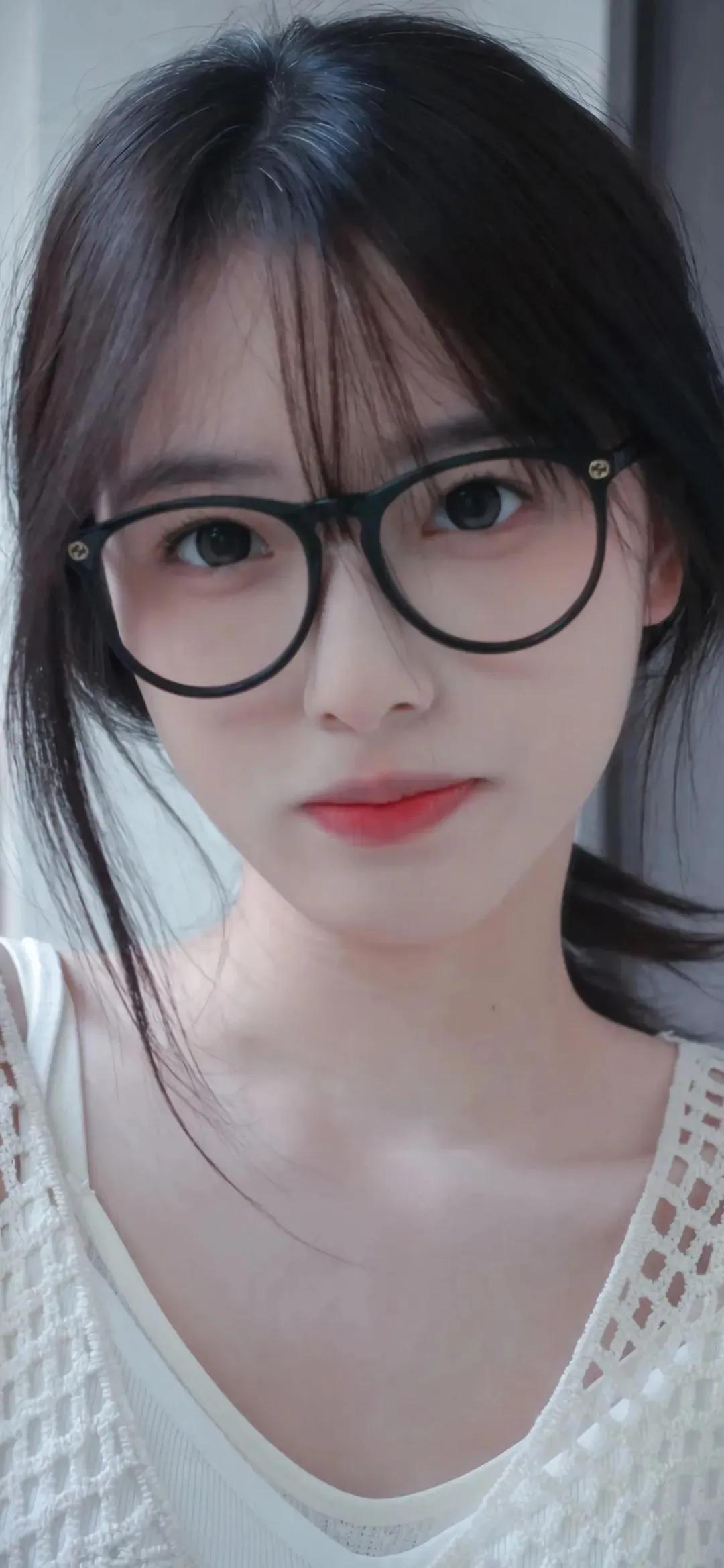 Zheng Xinyi photo wallpaper - iMedia