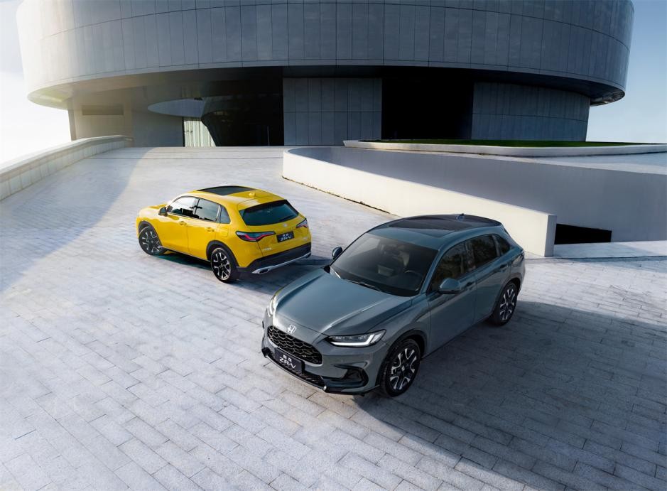 Enjoy the beauty of autumn by driving freely, you need a ZR-V - iNEWS