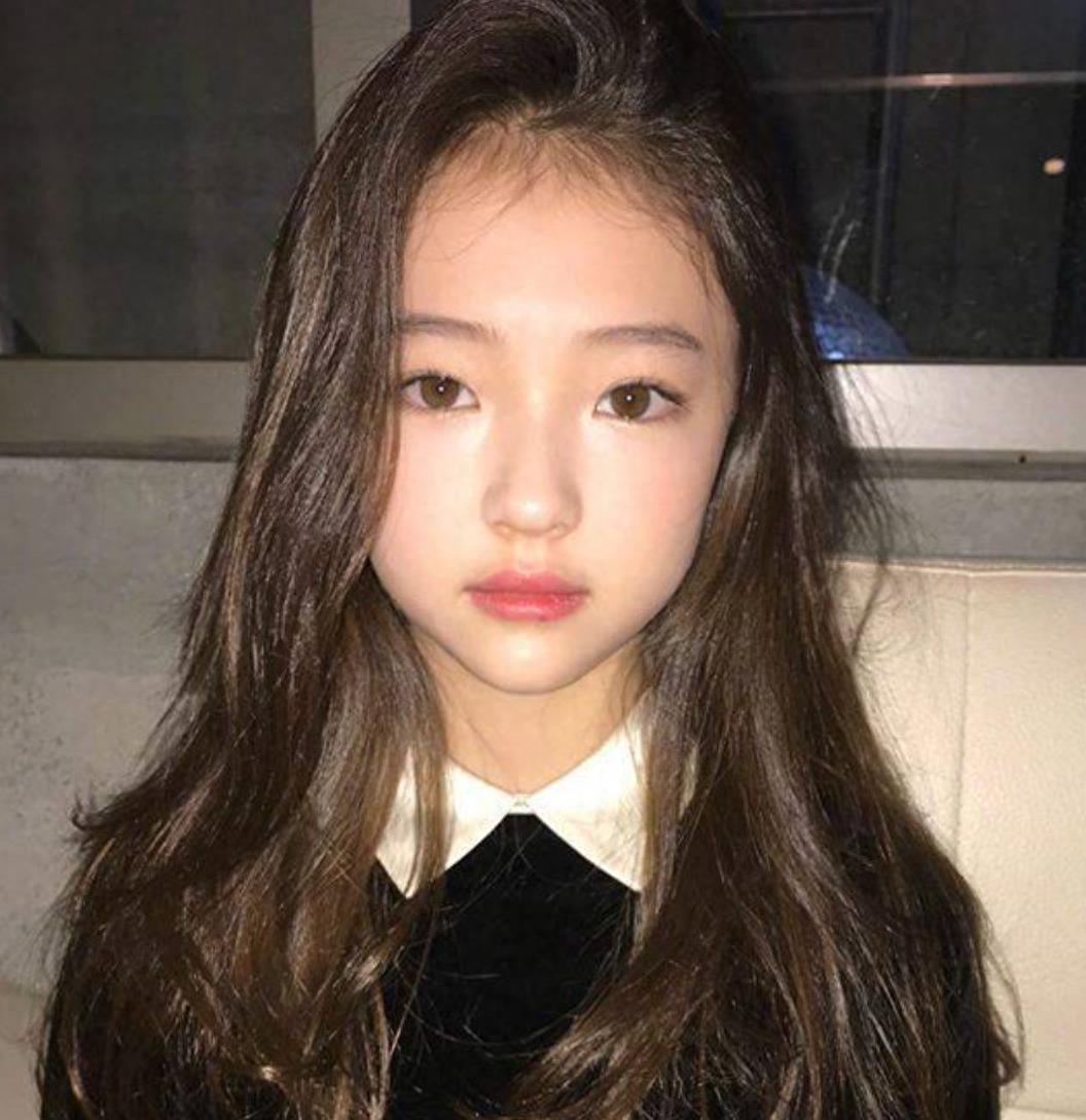 From being stunning in her debut photos to becoming a common girl, what ...