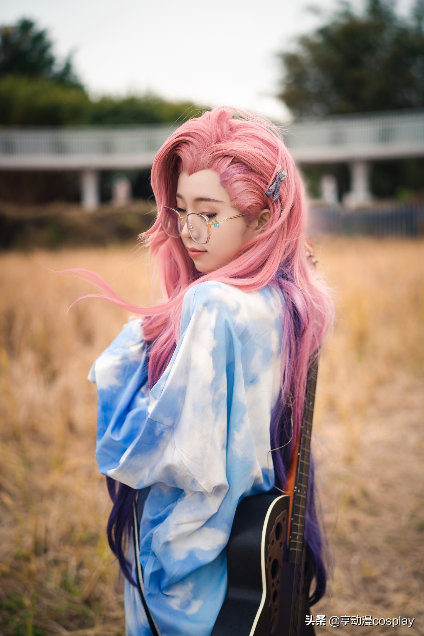 Seraphine homewear cosplay - iNEWS