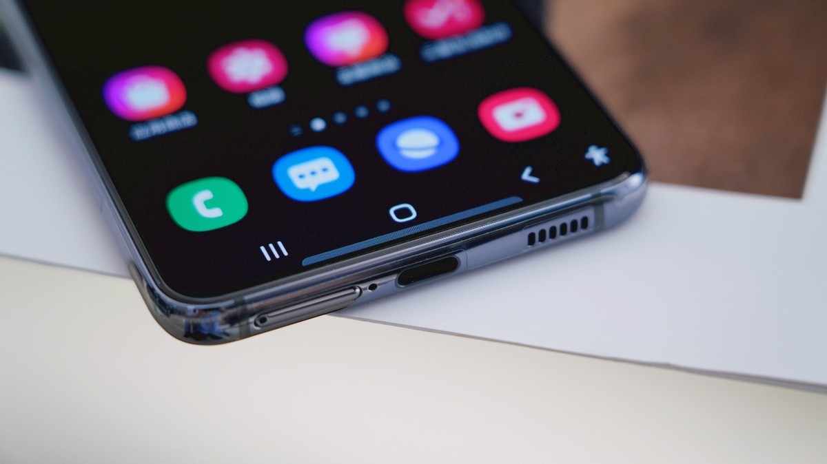 Too much information leaves you clueless?Samsung mobile phone comes ...