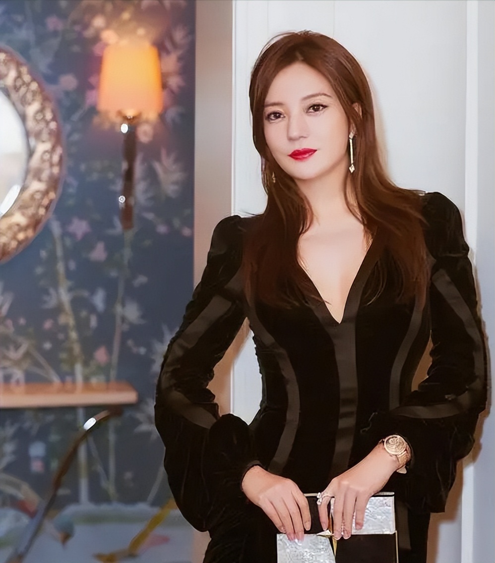 Zhao Wei, whose ambition exploded, was charged not only with being pro-Japanese and humiliating ...