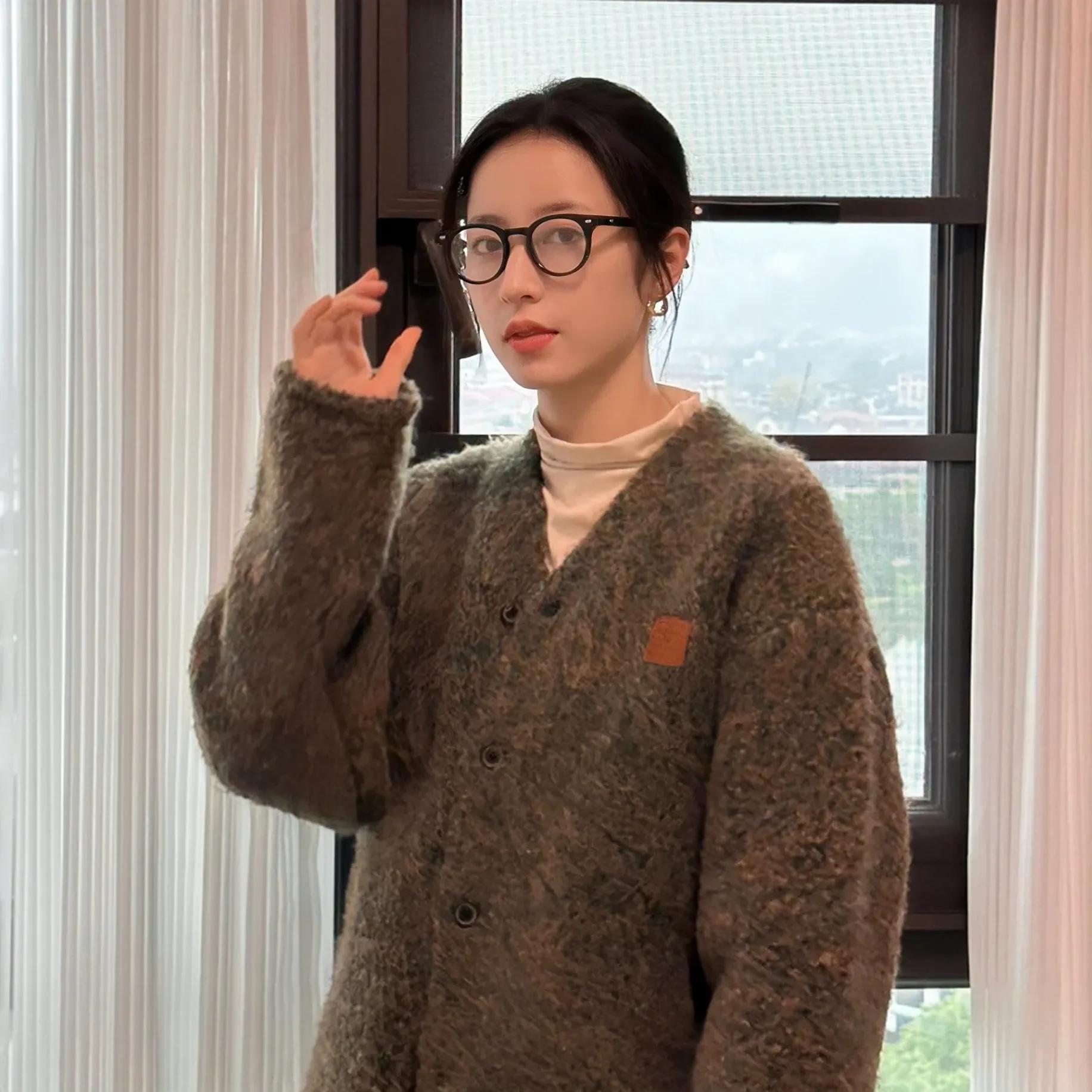 Zhou Yutong - iMedia