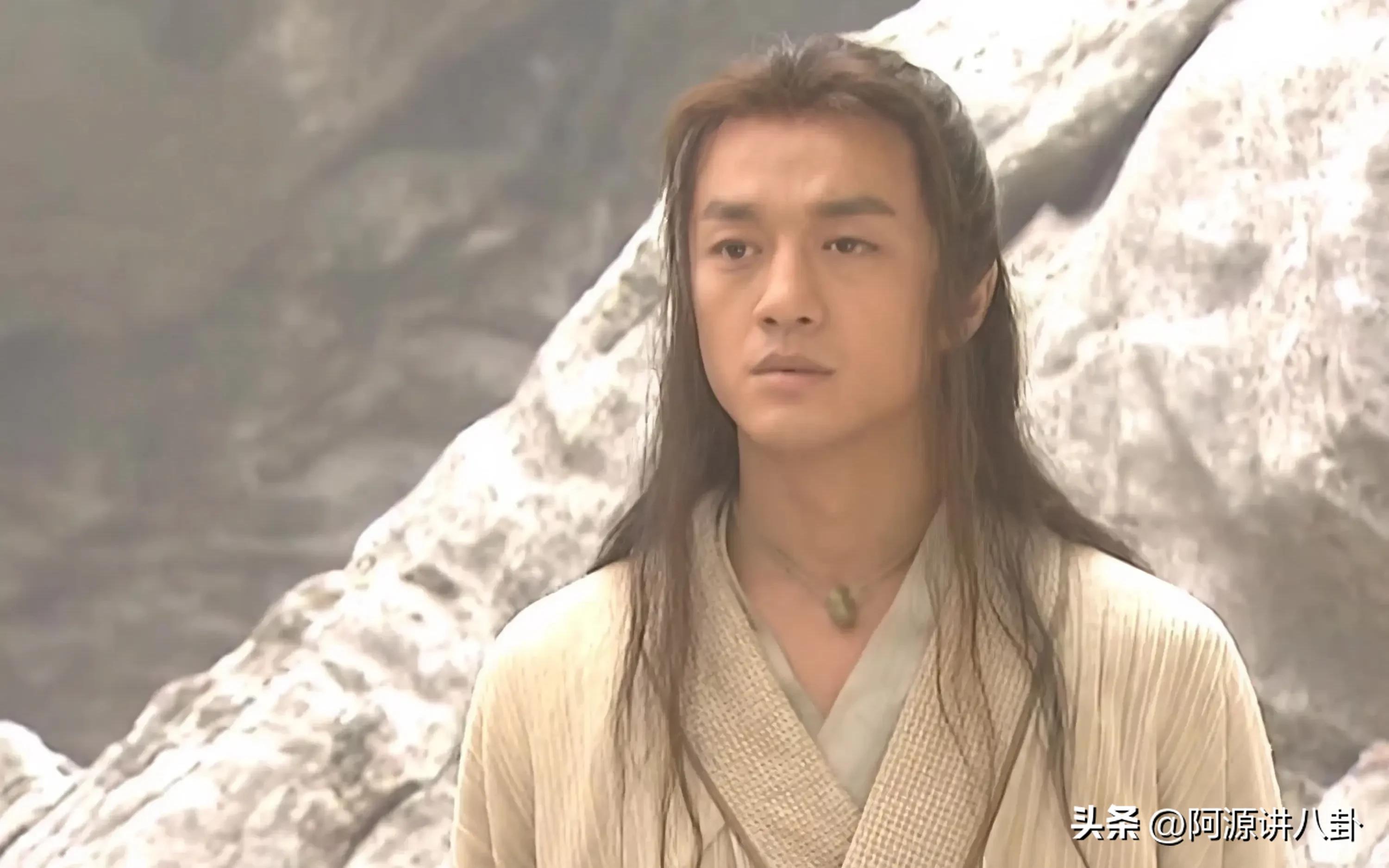 "Prince of Climbing Bed" Li Yapeng: From the dragon to the first-line ...