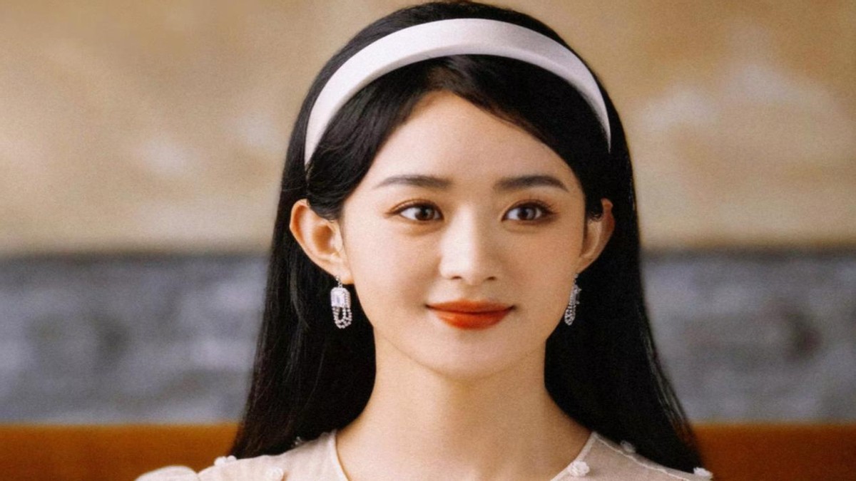 Huo Jianhua hugged Zhao Liying intimately, paying attention to Ruby Lin ...