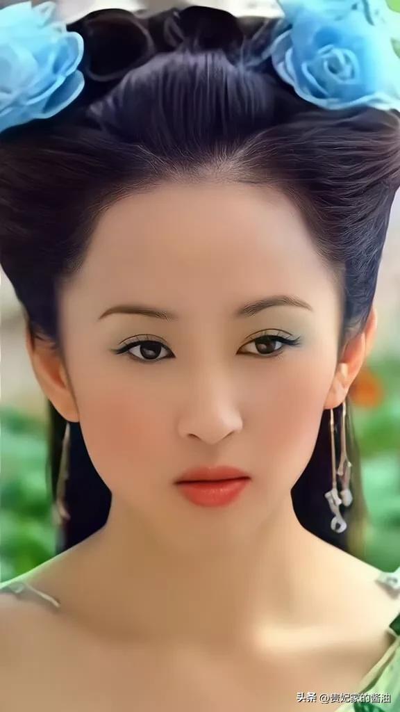 Yang Rui plays the fifth princess - iNEWS