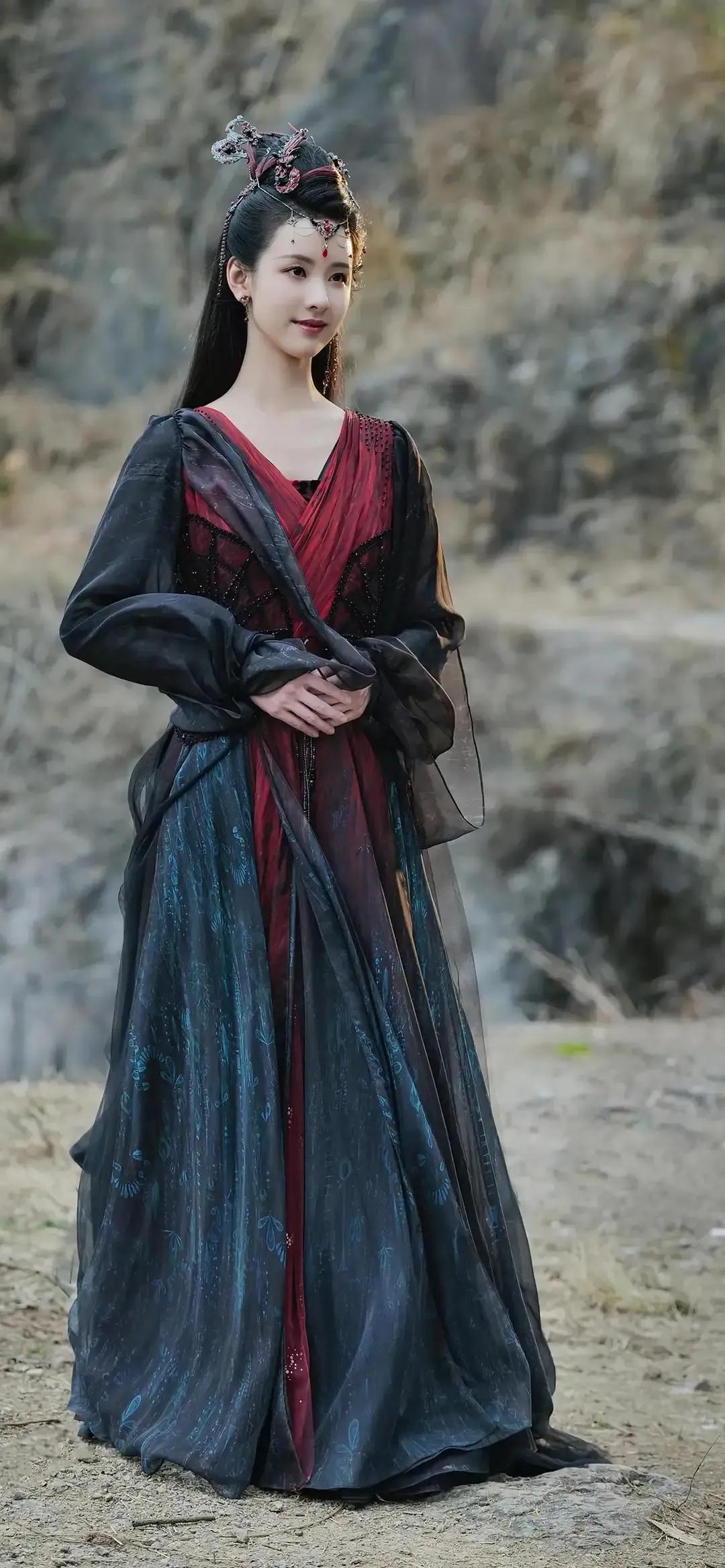 Chen Duling, the goddess of temperament, ancient clothes are really ...