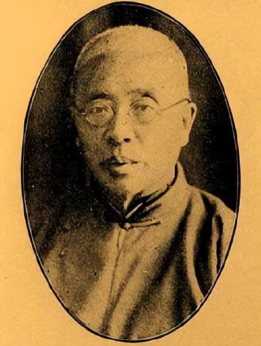 How did Han scholar-bureaucrats join the bureaucratic group when the ...