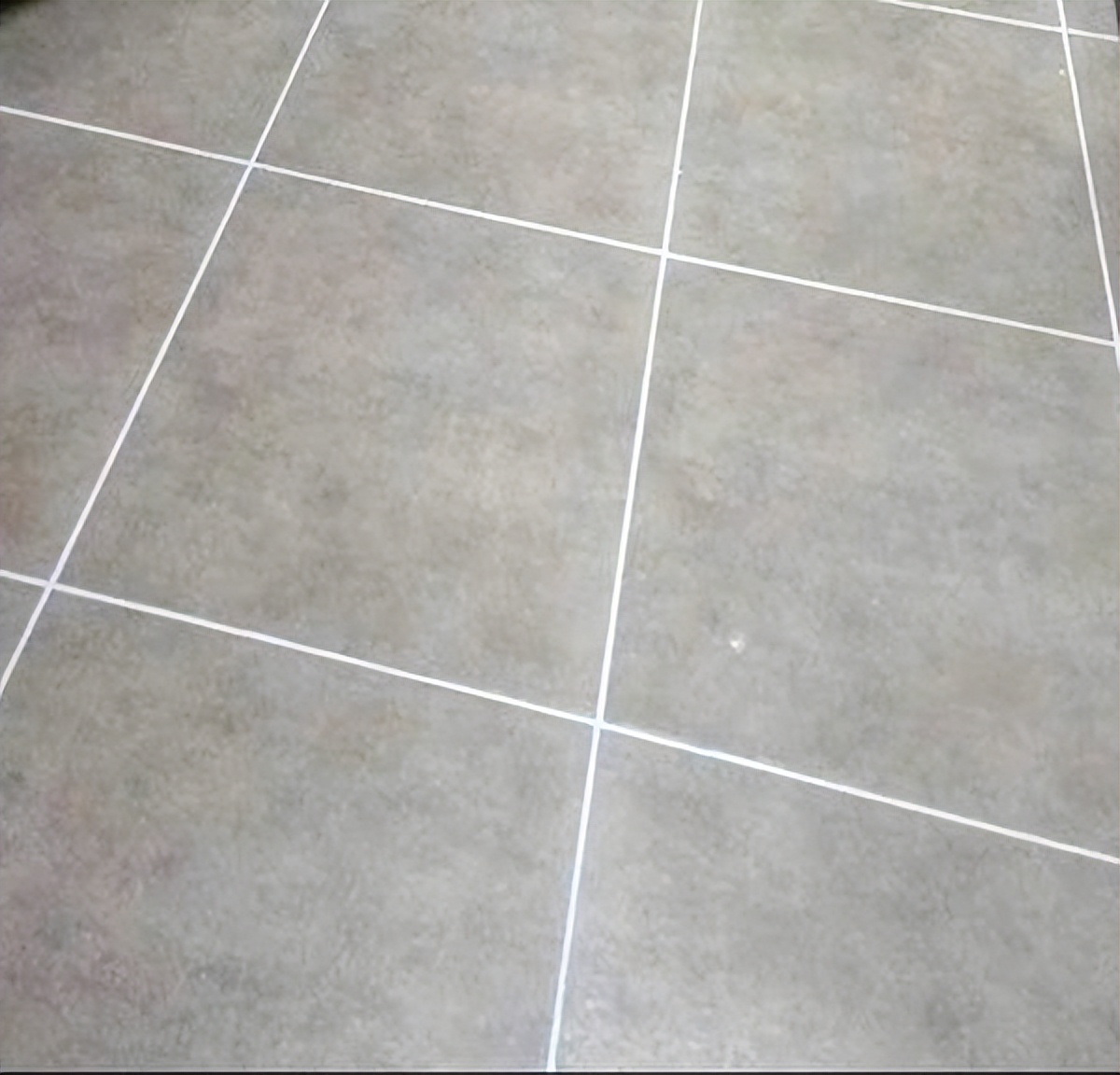 How to repair the water seepage in the bathroom tile seam? Don't worry ...