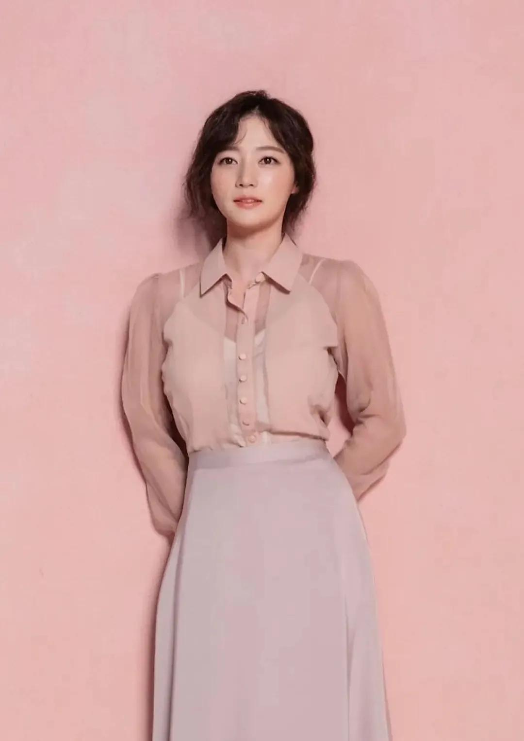 South Korea's top beauty Song Shiyun charming pictures - iNEWS