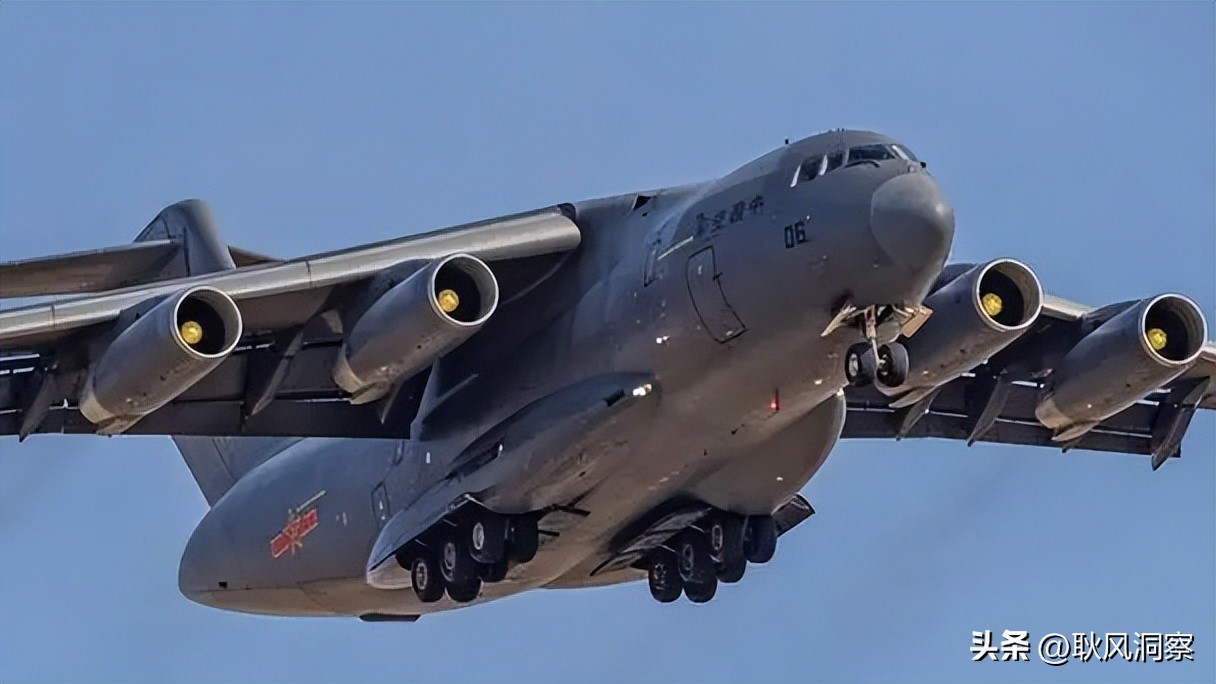 270 bombers, 70 early-warning aircraft, and 1,900 fighters: the great ...