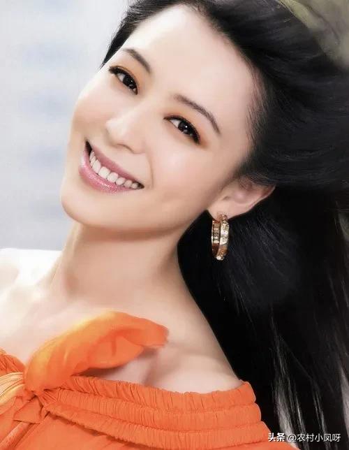 Share pictures——Zhang Jingchu, the goddess of temperament - iNEWS